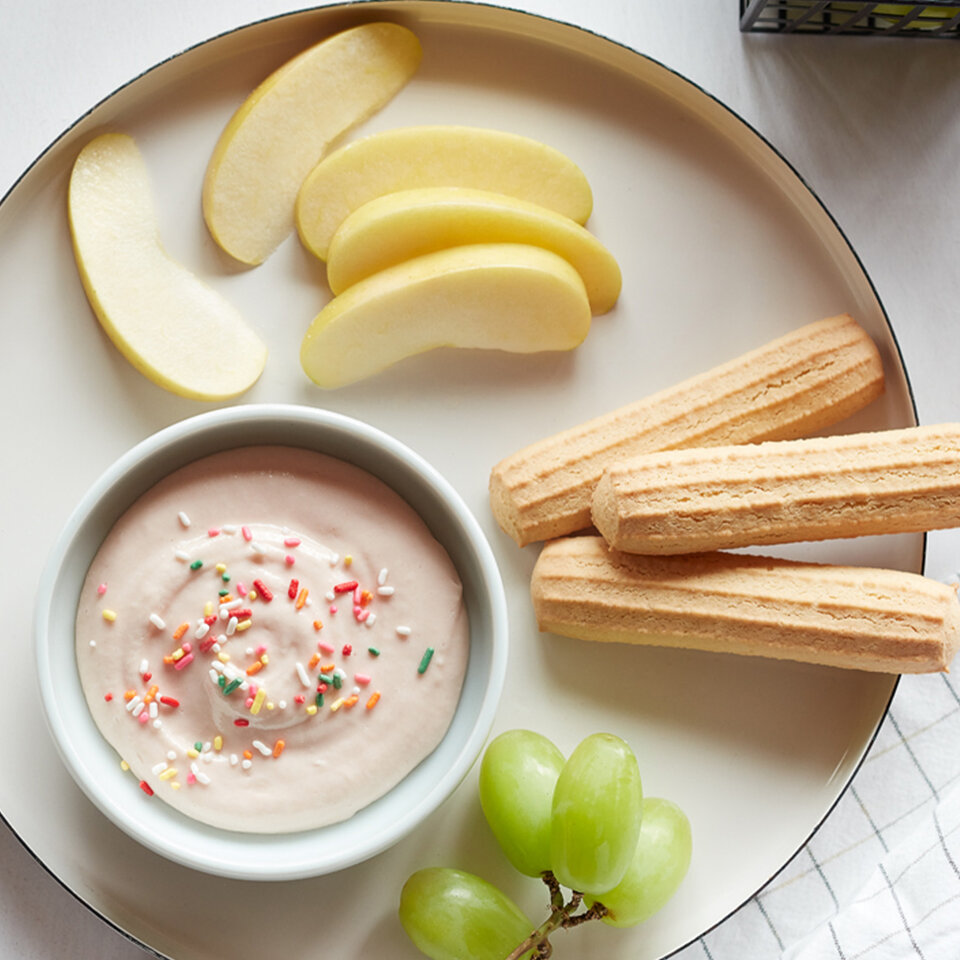 Strawberry Fluff Fruit Dip